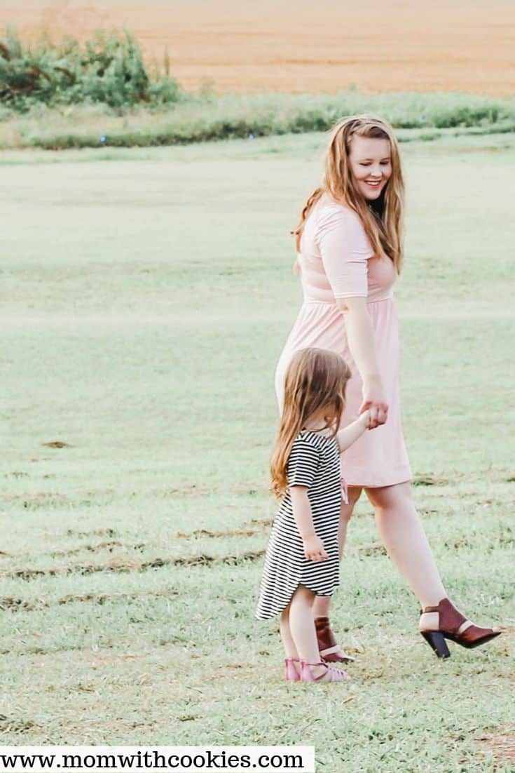 PinkBlush Review: Clothing for the Stylish Mom - Mom With Cookies