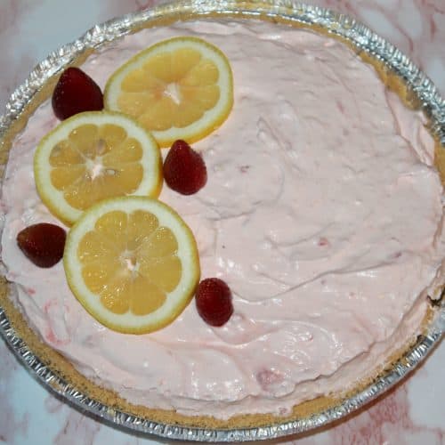 No Bake Strawberry Lemon Pie - Mom With Cookies