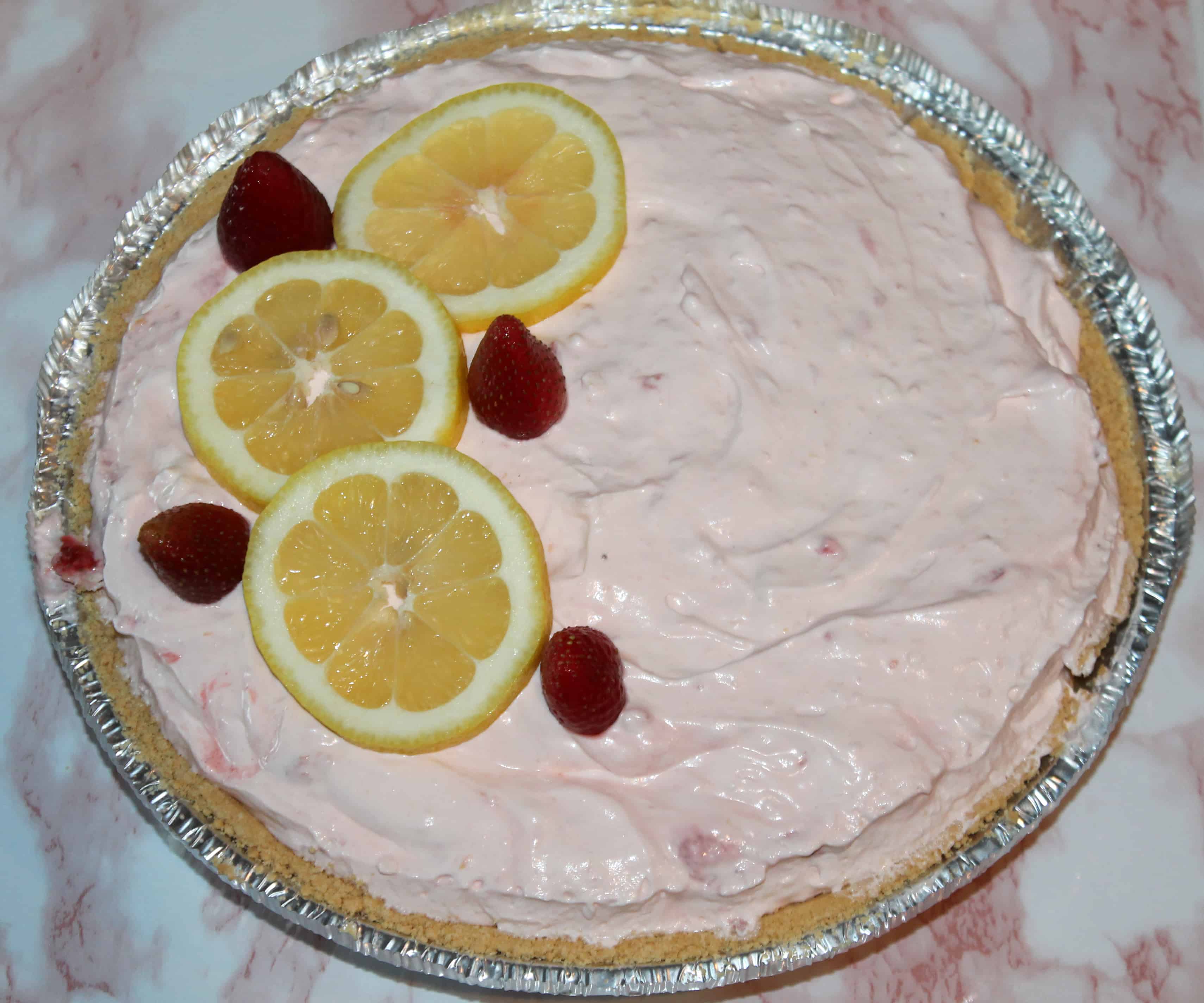 No Bake Strawberry Lemon Pie - Mom With Cookies